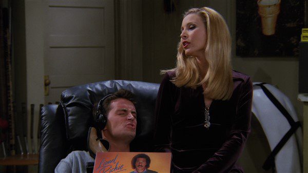 Second Look: Friends Season 3 Episode 8 - "The One with the Giant ...